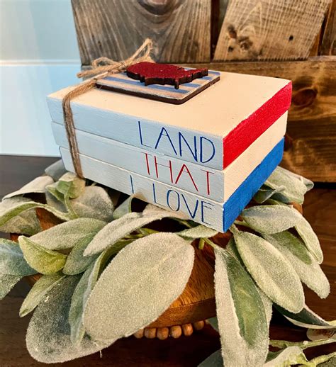 Tiered Tray Mini Book Stack Land That I Love Mommys Design Farm