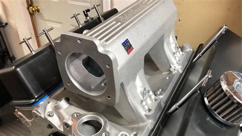 Edelbrock Efi Pro Flow Xt 7137 For Small Block Chevy Youtube