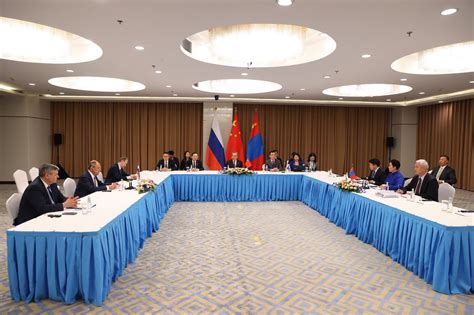 Монгол Орос Хятад гурван улсын Гадаад хэргийн сайд нарын уулзалт болов