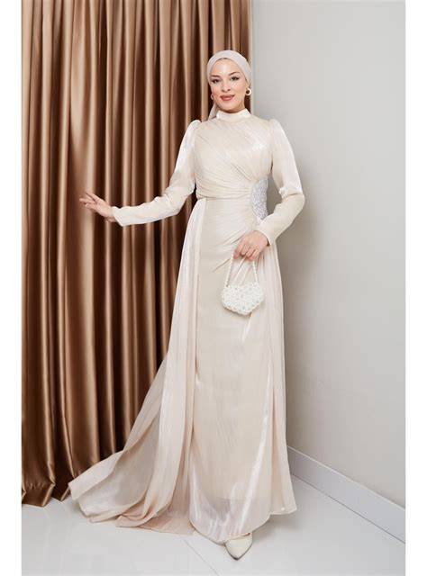 Cream 400gr Evening Dresses