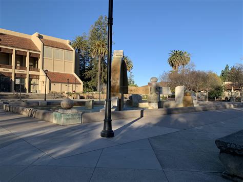 A True Introvert Corner R Deanza