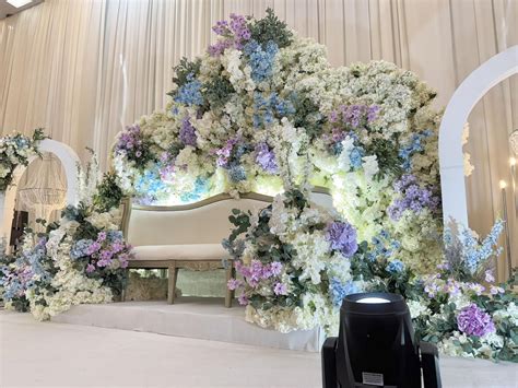 De Lola De Lola Added A New Photo