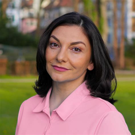 Diana Matei Masseurin Massage Matei Xing