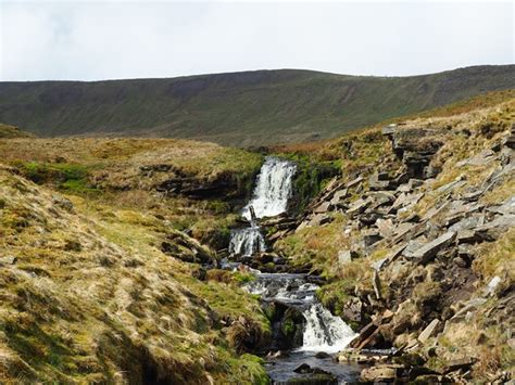 Yorkshire Dales Walks Whernside And Scales Moor