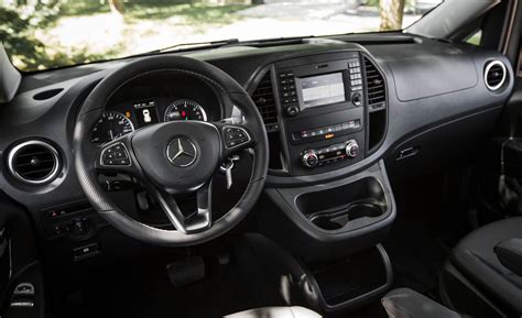 2017 Mercedes Benz Metris Review Pricing And Specs