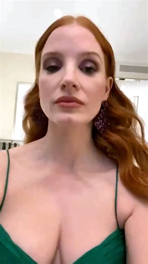 Jessica Chastain Cleavage 2
