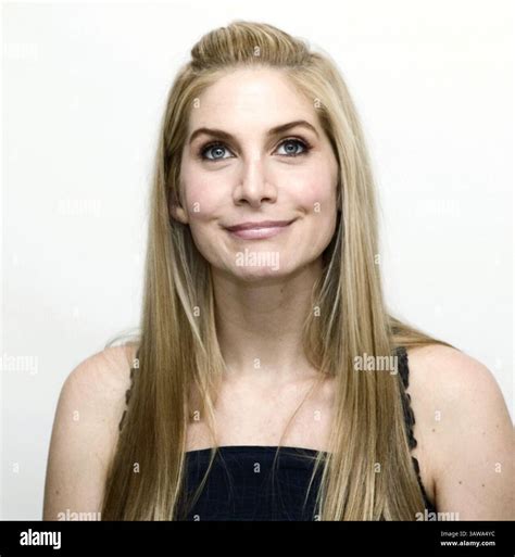 October 28 2007 Hollywood California U S Elizabeth Mitchell Promoting Lost In