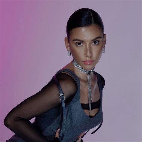 Sophie Kah · Biography