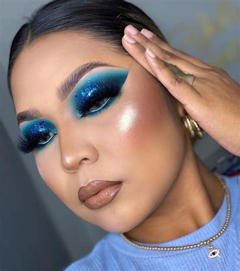 Pin By Alejandra On Makeuppp Baddie Makeup Fashion Makeup Skin