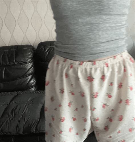 [2color 고슬고슬] 엠보싱 포포 반바지 파마자 팬츠 에이블리