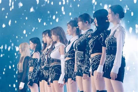 【レポート】twice、約22万人を魅了したワールドツアー日本公演最終日が大盛況！ 追加公演の発表にファン歓喜 The First Times