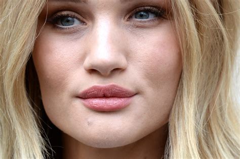 Lip Blushing Tren Terbaru Dalam Dunia Kecantikan Portal Wanita Muda