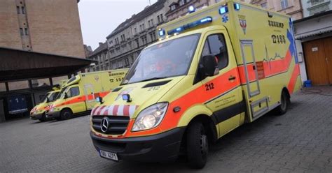 Допомога Україні Автомобілі швидкої допомоги для України Цензор НЕТ