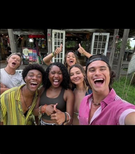 P4l Pouges Outerbanks Youtube