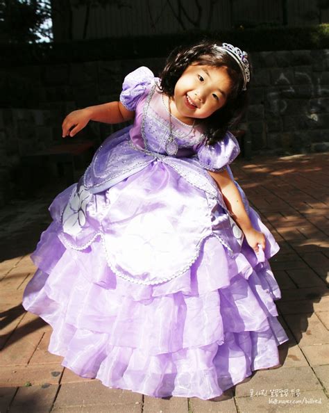 리얼 공주 소피아드레스 남대문매장에서 겟 너무 이쁘다 ♬ 네이버 블로그