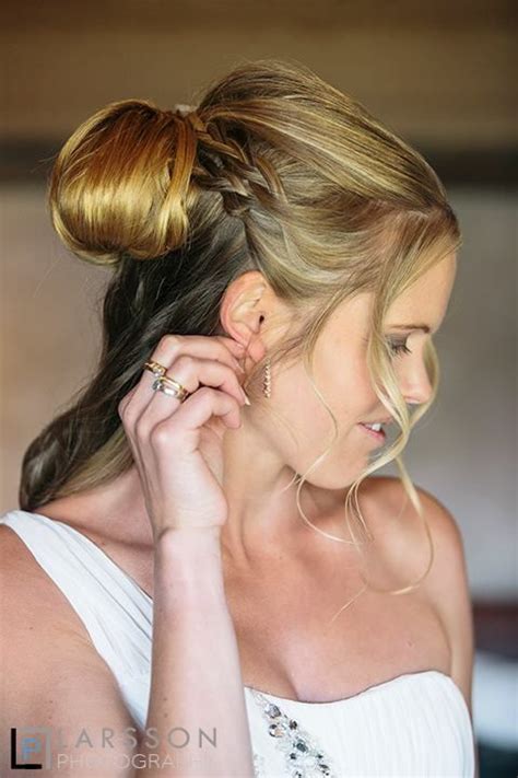 Modern Take On The Classic Hair Bun Bun Hairstyles Hair Specialist Hair