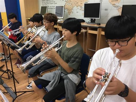 요셉쌤과 함께 성장하기 팔렬중학교 악기캠프 1일 차 트럼펫 혼 파트 소개합니다 팔렬중학교 Facebook
