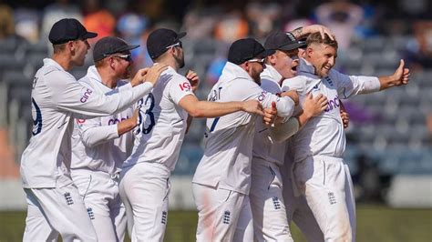 डेब्यू के वक्त जो पैदा भी नहीं हुए थे अब उन खिलाड़ियों के साथ खेलेगा ये दिग्गज James Anderson