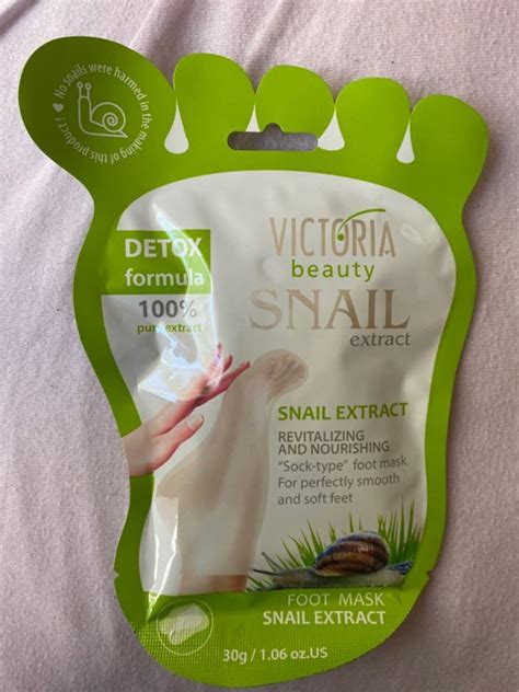 Victoria P Feet