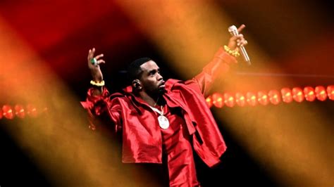 Пъф Деди остава в ареста