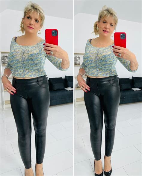 Lady Sonia Selfies Scrolller