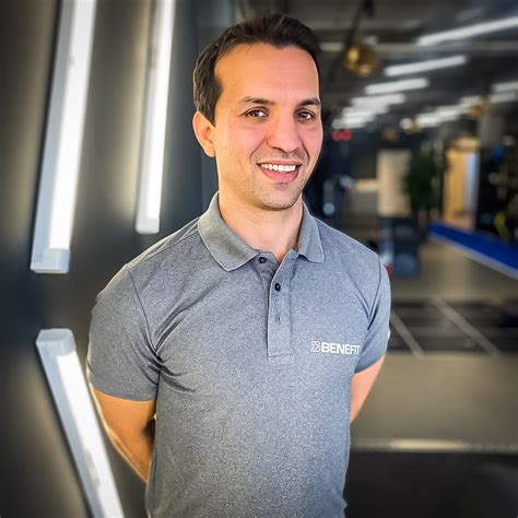 Zaffar Khan Benefitstudio