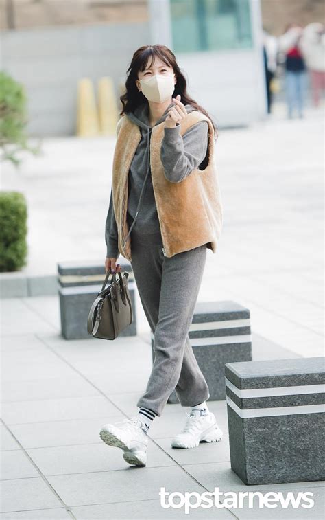 [hd포토] 박소현 ‘하트와 함께 출근 박소현의 러브게임 출근길 최규석 기자 톱스타뉴스