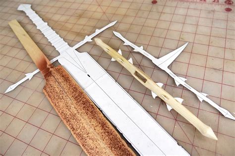 Nazgul Sword Prop Made With Old School Techniques Lord Of The Rings Punished Props Academy