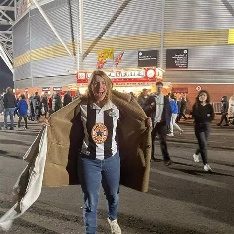 Newcastleunited Upthepremiereleague Howaythelads Louise Helyer