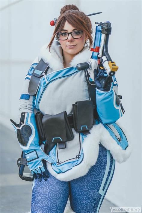 Pin By 8ctavius 88 On Momokun Cosplay Cosplay Girls Overwatch