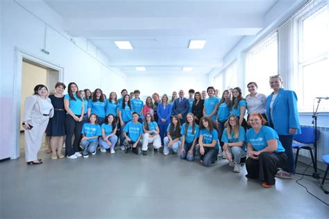 19 000 деца учители и родители работят за по сигурна и позитивна образователна среда