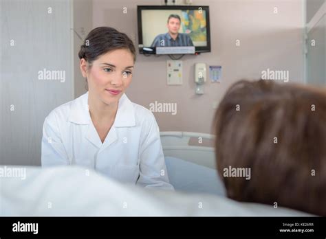 patient watching tv in hospital Stock Photo - Alamy