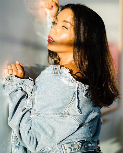 Stephanie Elyse Photos And Bios