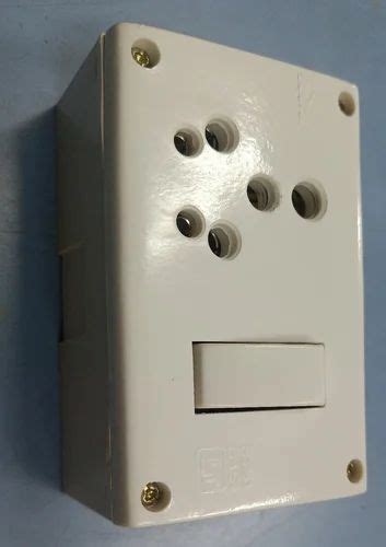 16a Switch Socket Combination Box Polycarbonate Voltage 240 At Rs
