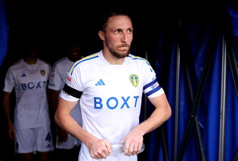 Leeds United Star Ayling To Quit The Club For Good Expert