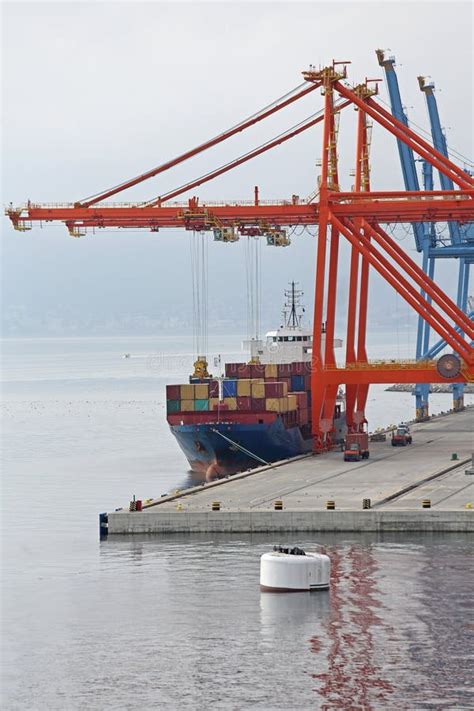 Loading Containers Terminal Stock Image Image Of Loading Pier 289730571