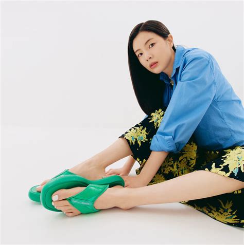 Lee Sun Bin Feet