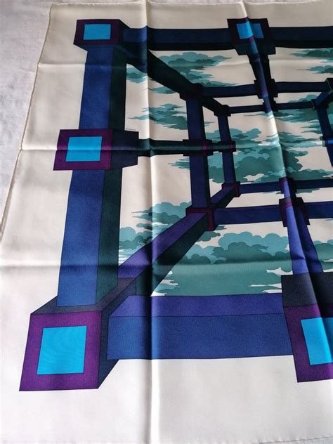 Hermès Perspective By Cassandre Am Foulard Auction Online