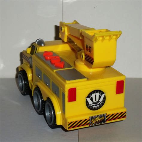 Road Rippers City Service Fleet Yellow Utility Truck Motorized Lights