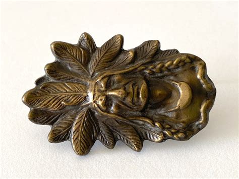 Vintage 1974 Brass Native American Style Indian Head Gem