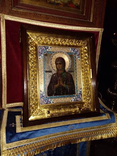 Дизайнерско Дизайнерско Производство на Броеници и Икони