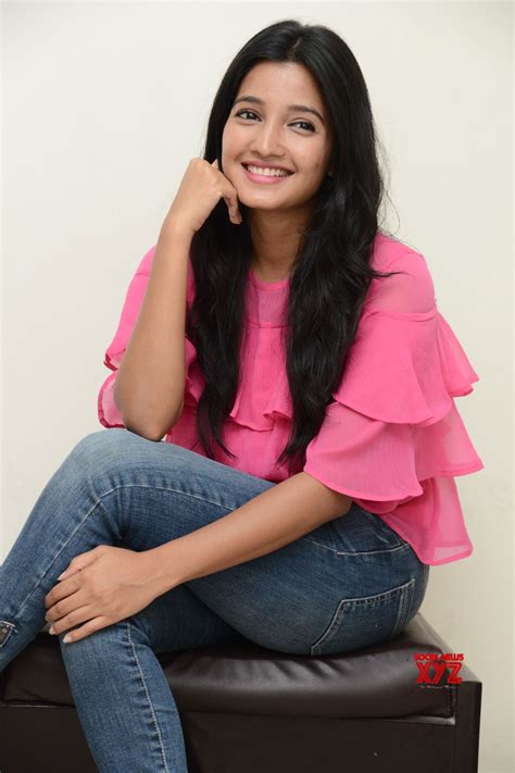 Actress Deepti Shetty Stills Social News Xyz