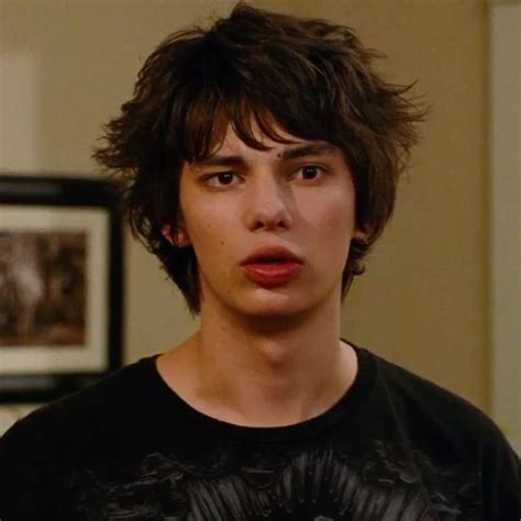 Pin By Fineshytalts Com On Pins By You Devon Bostick People Celebrities