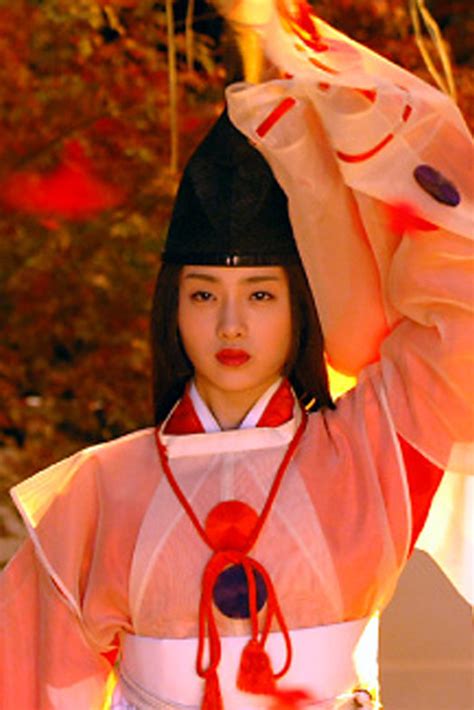 Red Samurai Satomi Ishihara As Shizuka Gozen In Taiga Drama