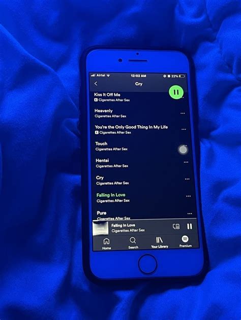 Pin By On Music Books Pretty Iphone Cases Iphone Obsession Phone Organization