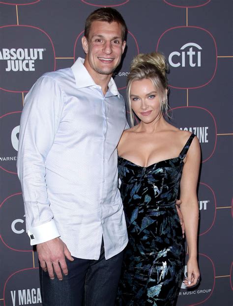 Rob Gronkowski [2024 Update] Girlfriend Endorsements Qwfntw