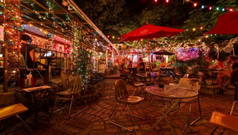 The Heart Of Austin An Oral History Of Spider House Ovrld