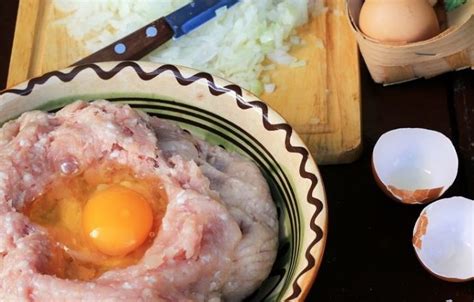 „ამ შეცდომას ძალიან ხშირად უშვებენ“ როგორ უნდა მოამზადოთ წვნიანი კატლეტები სწორად Gemrielia Ge