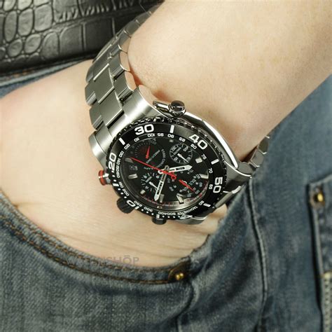 Bulova Precisionist 98b212