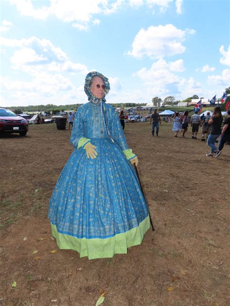 Heidi Mcmurran Decked Out In Her Field Day Of The Past